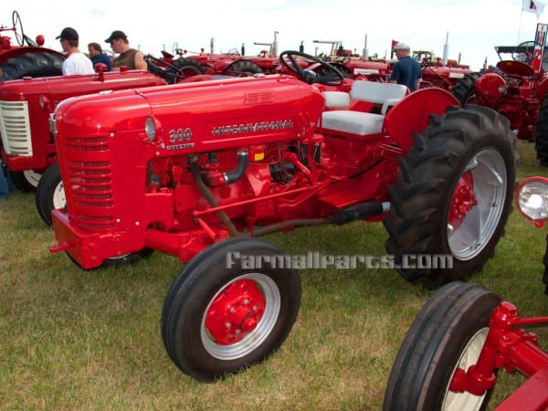 Farmall 300 Utility