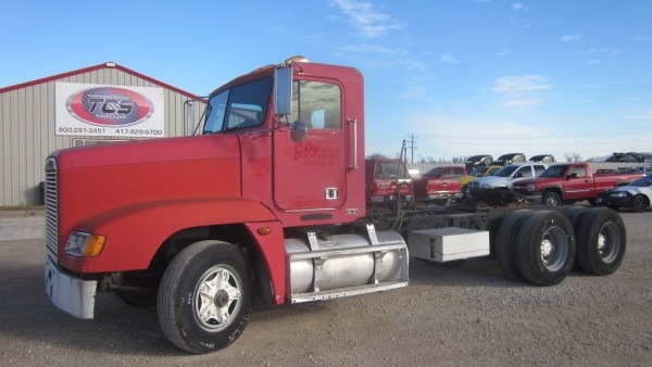 99 Freightliner Fld120
