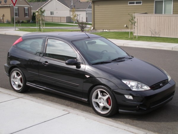 2003 Ford Focus Pictures