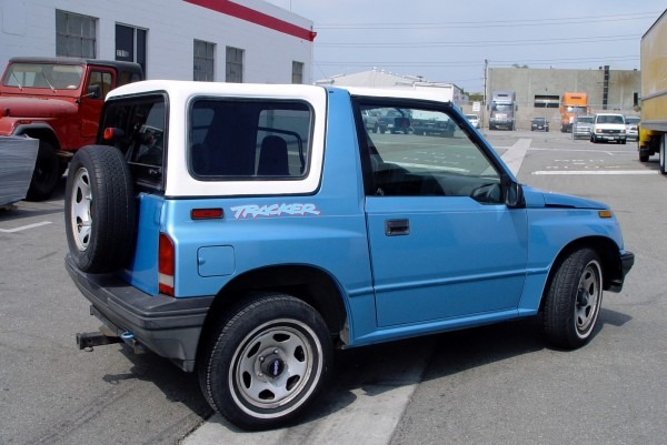 2004 Geo Tracker