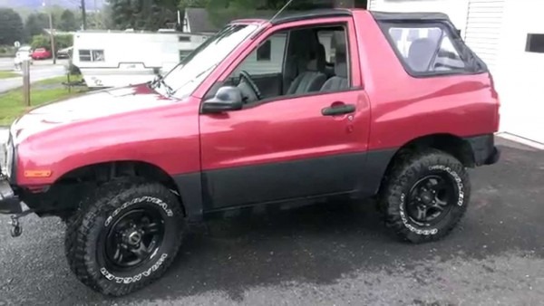 2000 Geo Tracker