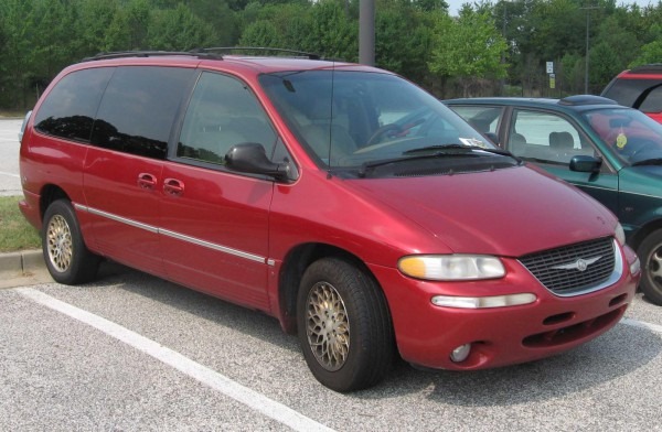 2000 Chrysler Minivan